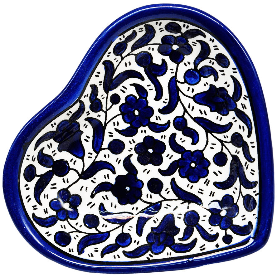 Heart Plate (made in Palestine) – Arab American National Museum